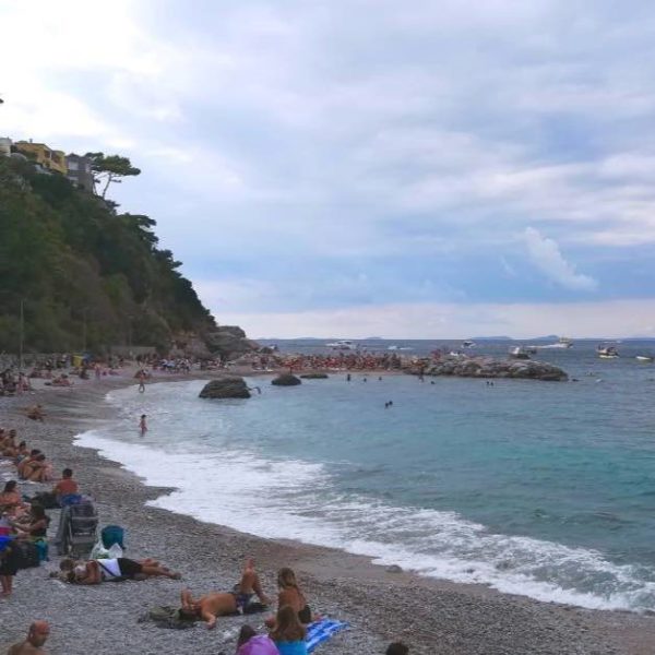 Cómo llegar a la isla de Capri ️ Organiza tu visita a Capri y Anacapri